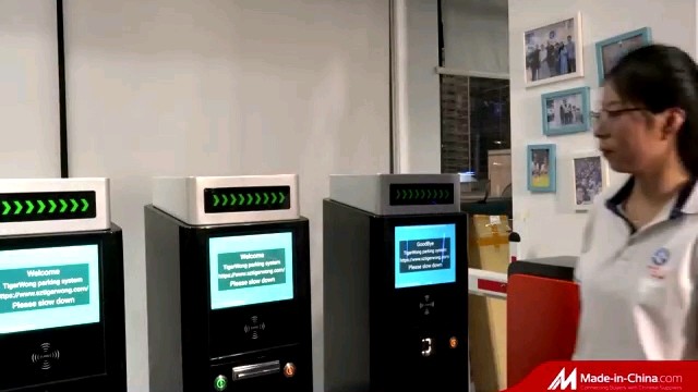 Dispensador De Tickets Parqueadero Automatic Parking Ticket Collection System Customized Auto ...