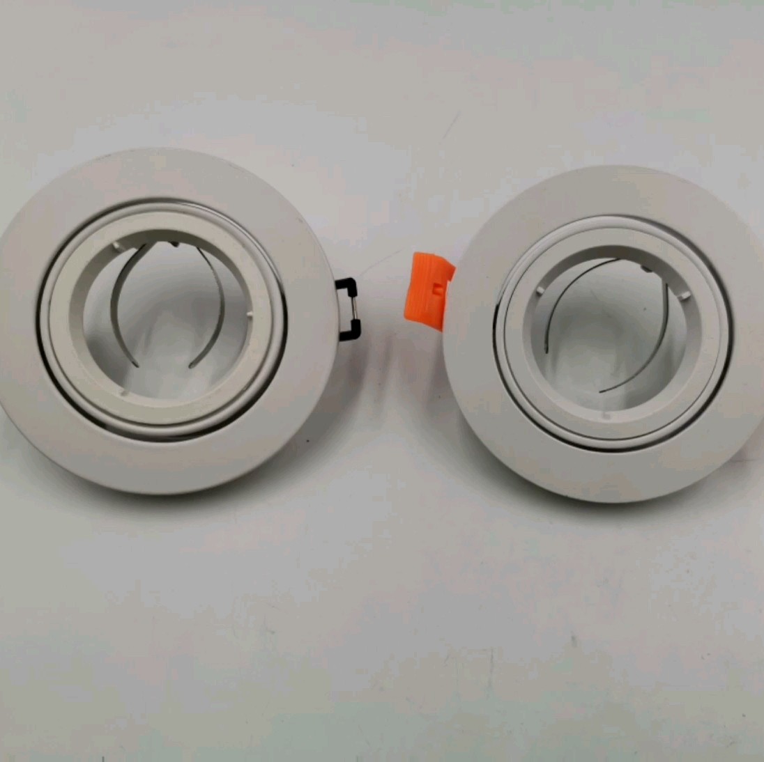 Gold White Movable Rotate Aluminium Mr16 Led Spot Light Fitting ...