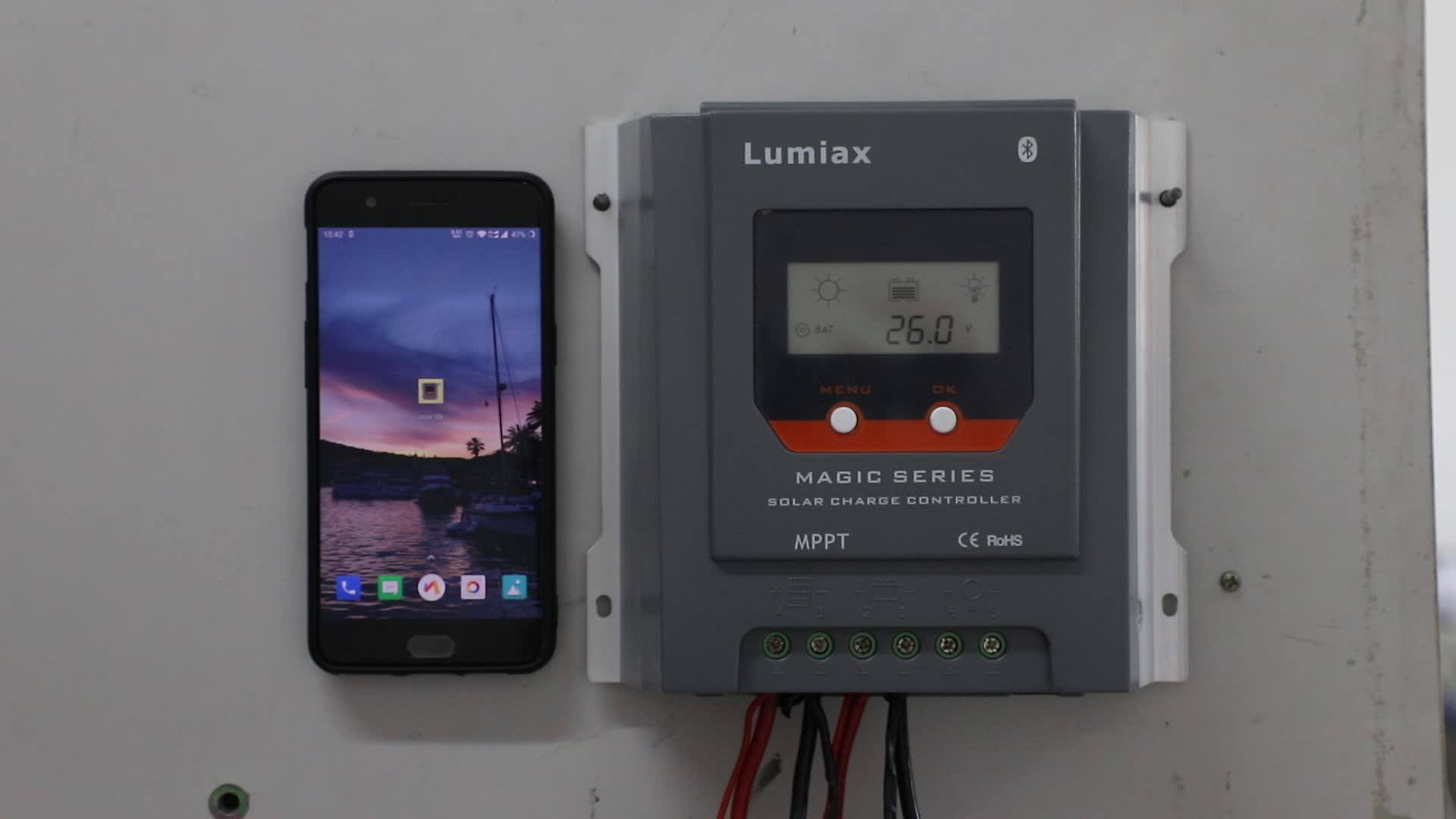 Lumiax 12v 24v 30a Rvs Mppt Solar Charge Controller With Lcd Display ...