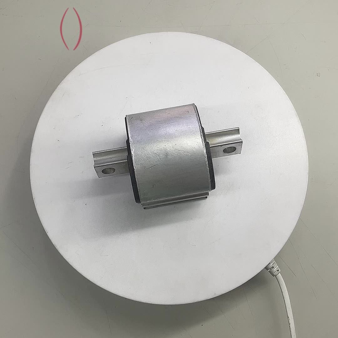 205 240 53 00 W238 W907 W257 Transmission Mount For Mercedes Benz W447 ...