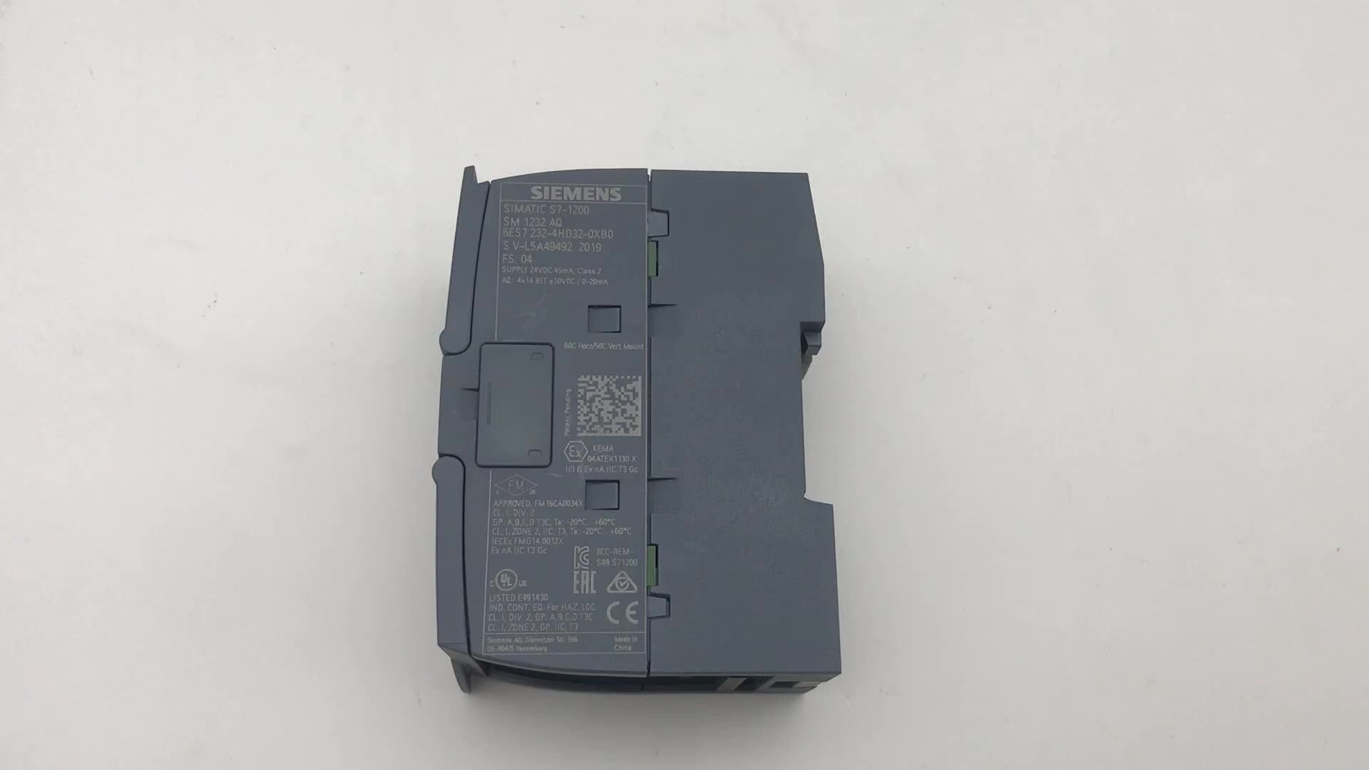 Siemens Plc Simatic S7 1200 Analog Output Sm1232 Module 6es7232-4hd32 ...