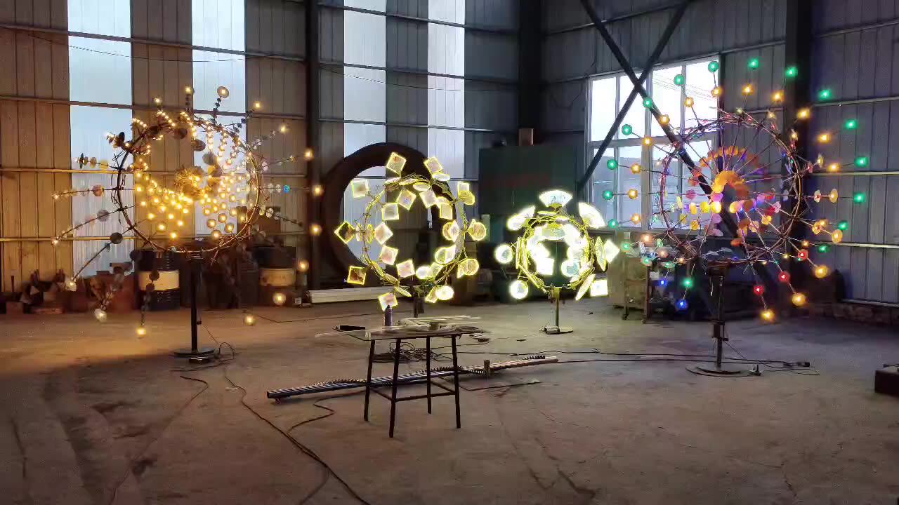 Abstract Steel Rotating Kinetic Wind Sculpture Kinetic Sculpture With ...