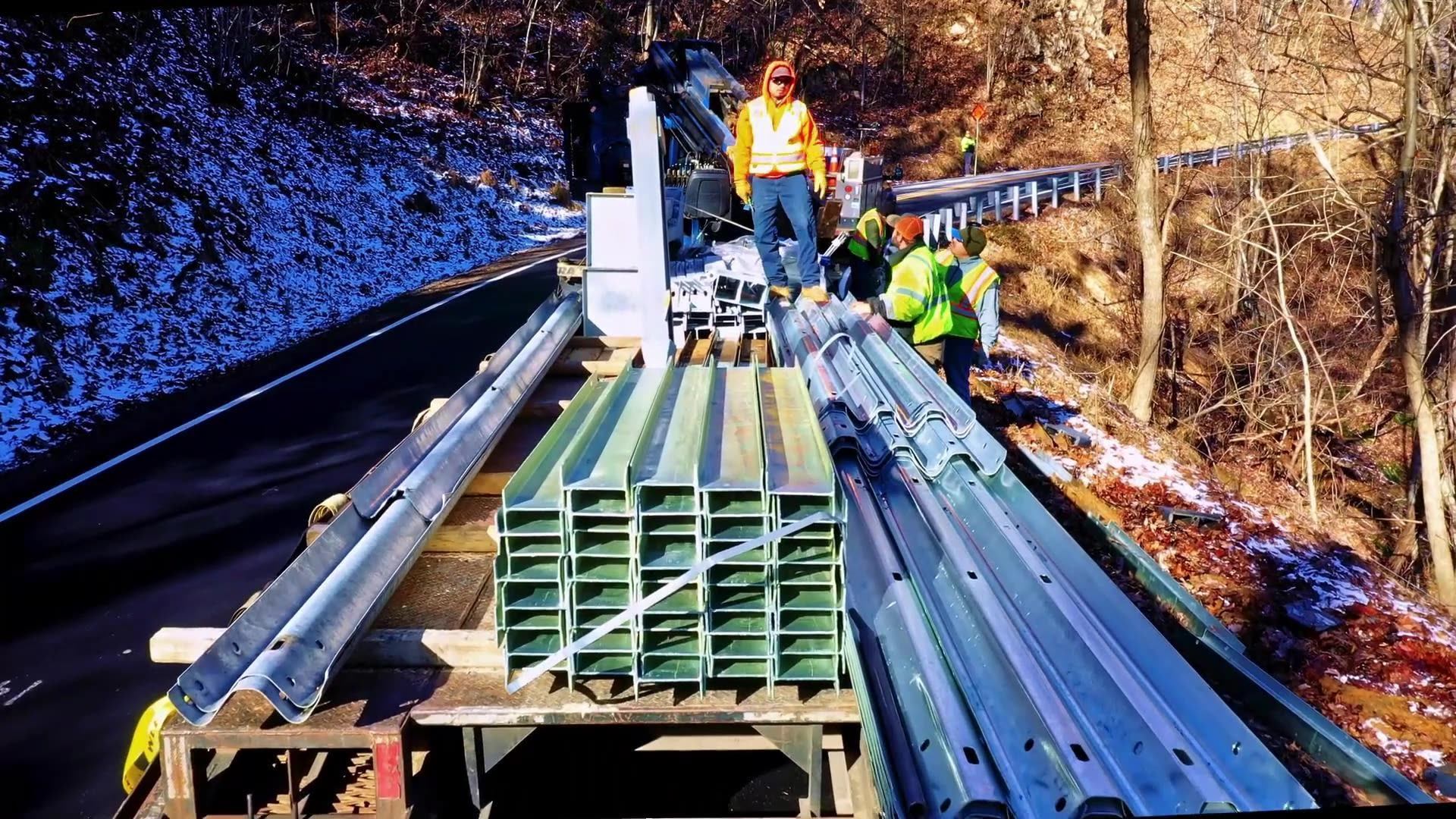 High Quality Corrugated Crash Barrier Roadway Safety Q345 Thrie Beam ...