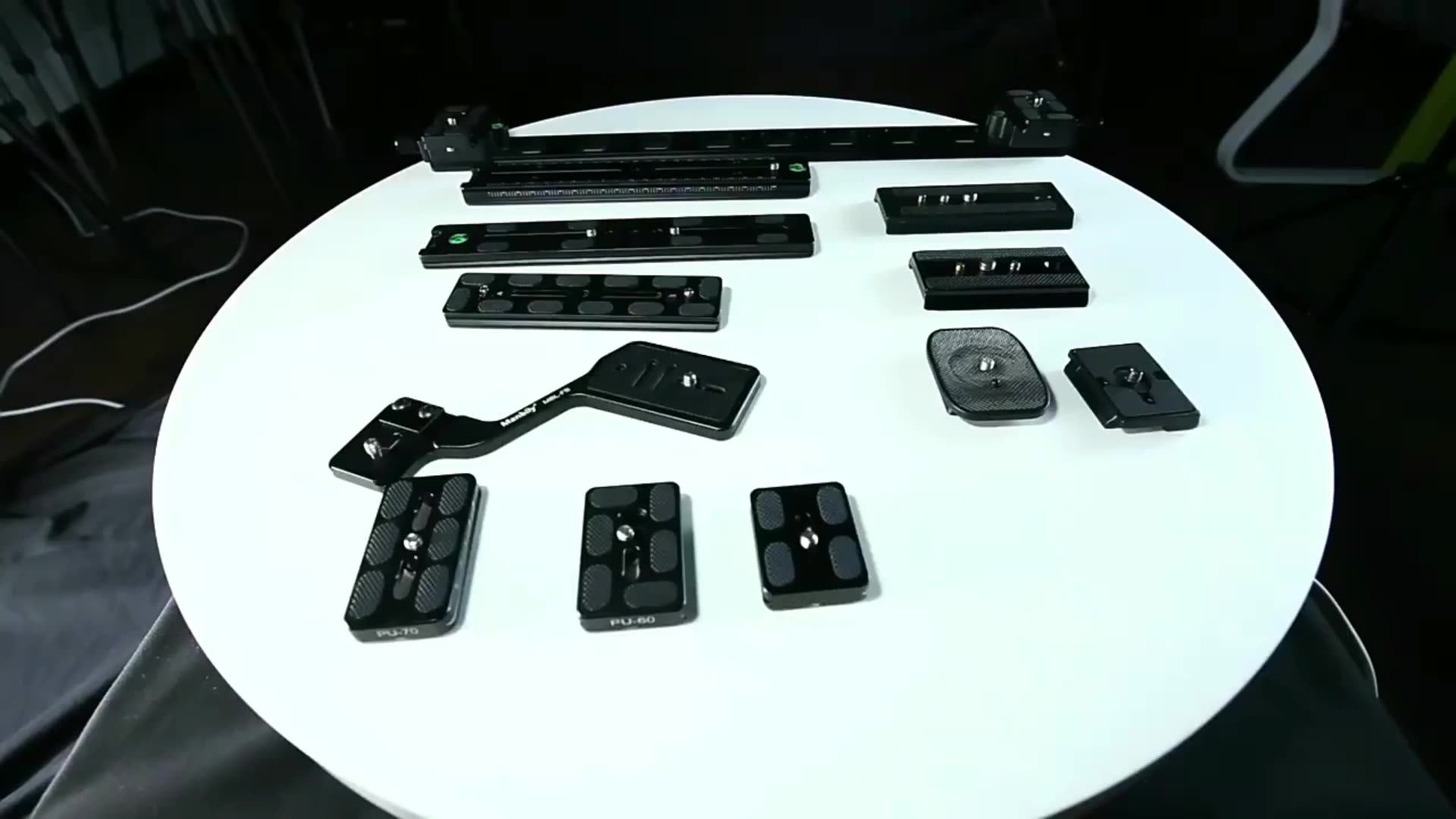 Manbily Mbl-fb Flash Support Rotating Camera Flash Bracket Dual ...