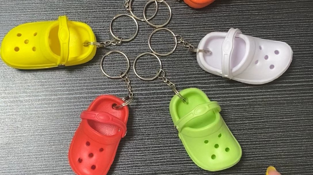2022 Eva Custom Summer Keyring Colorful Croc Keychain Creative Mini 3d ...