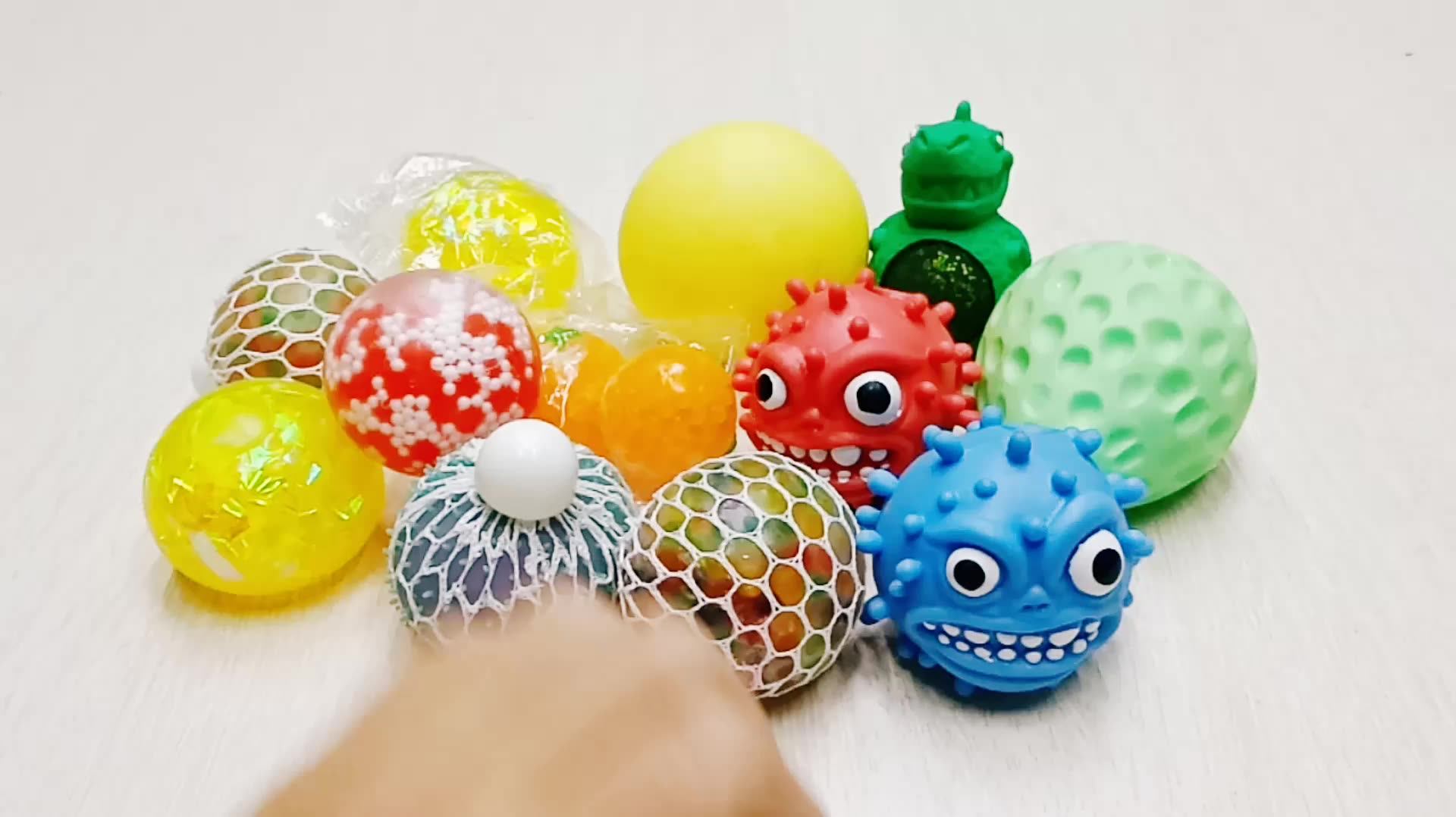 6cm Bulk Stress Ball Antistress Squishy Vent Grape Ball Squeeze Stress ...