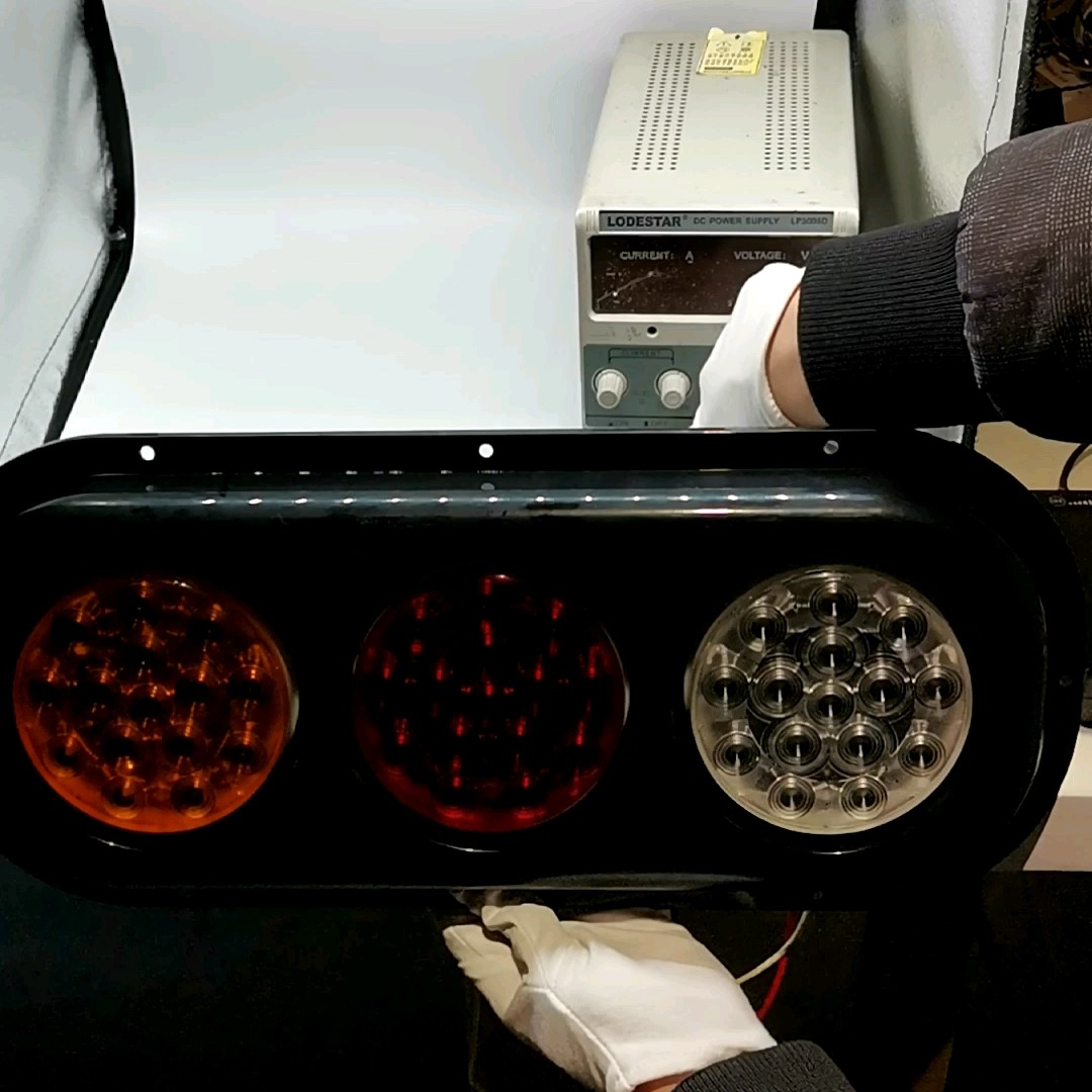 18 Inch Automobiles Luces Led Truck Tail Rear Stop Reverse Light - Buy ...