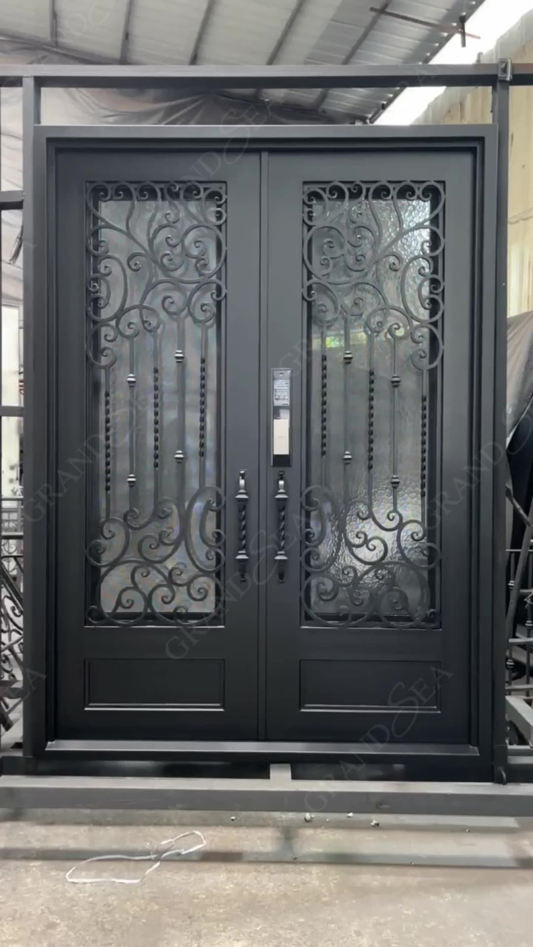 Curved Door Iron Gate Design Outdoor Luxury Double Door Entrance ...
