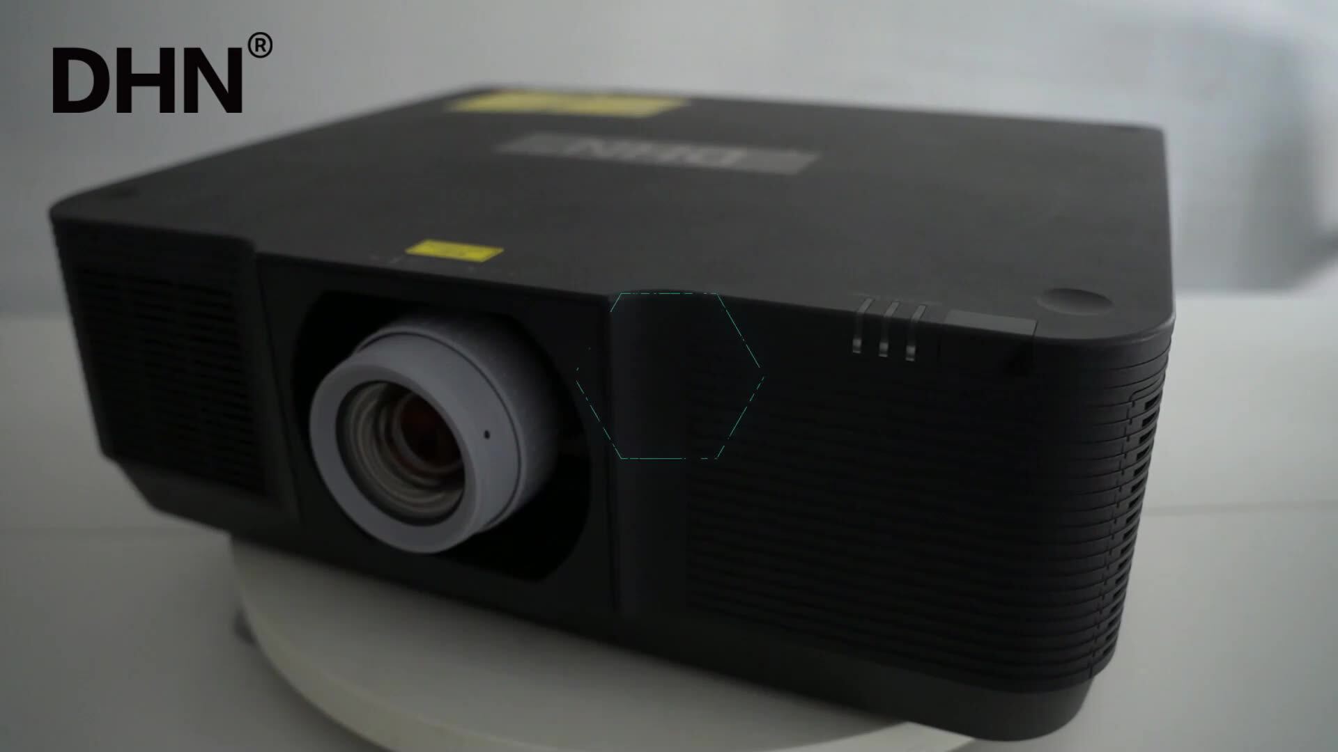 Dhn Du10k 3lcd Immersive Laser Projector 3d Ready Multiple Core ...