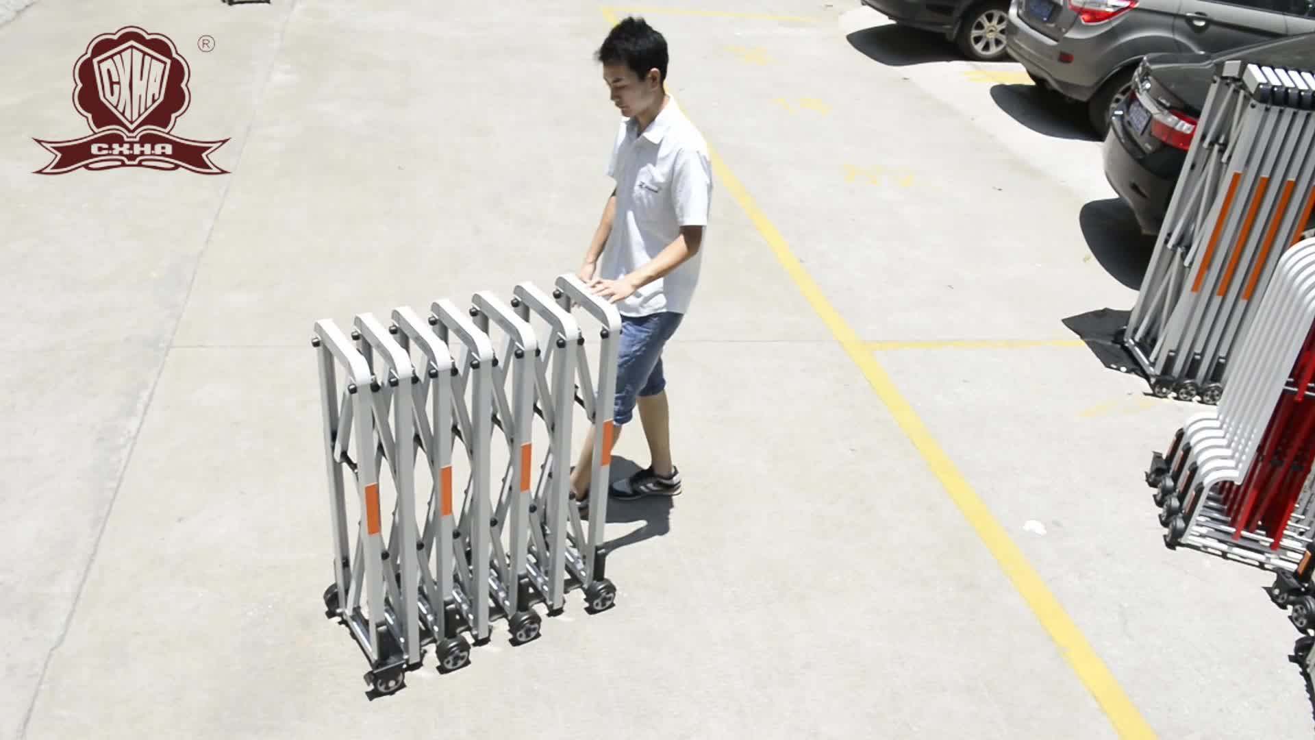 Aluminium Folding Expandable Highway Safety Rolling Barrier Fence ...