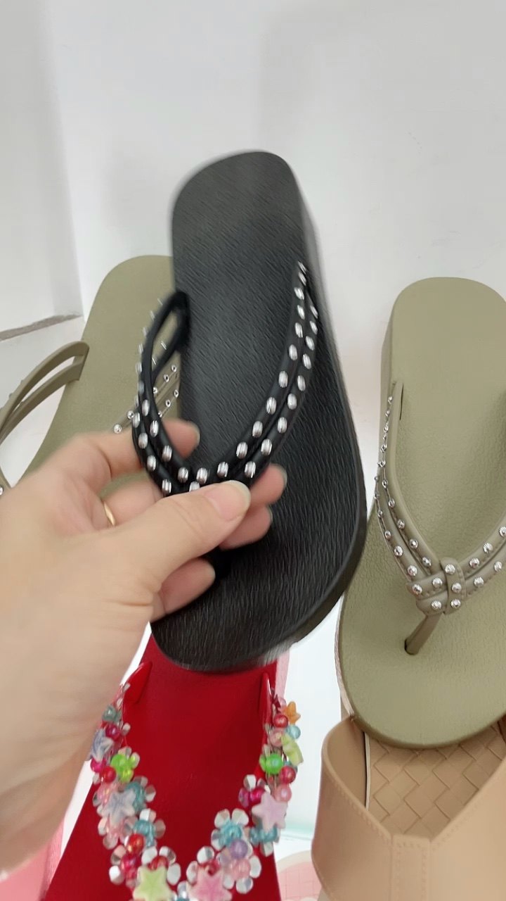 2023 New Design High Quality Soft Pvc Soft Custom Logo Flip-flops ...