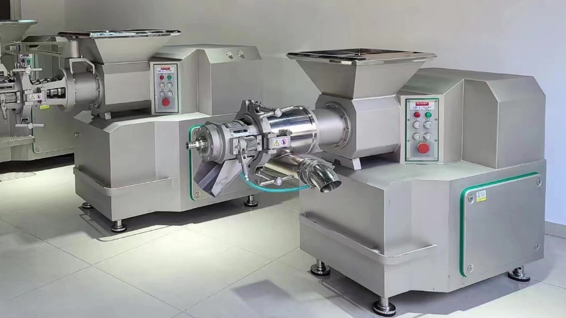 Mechanical Deboned Deboner Beef Chicken Wing Meat And Bone Separator ...