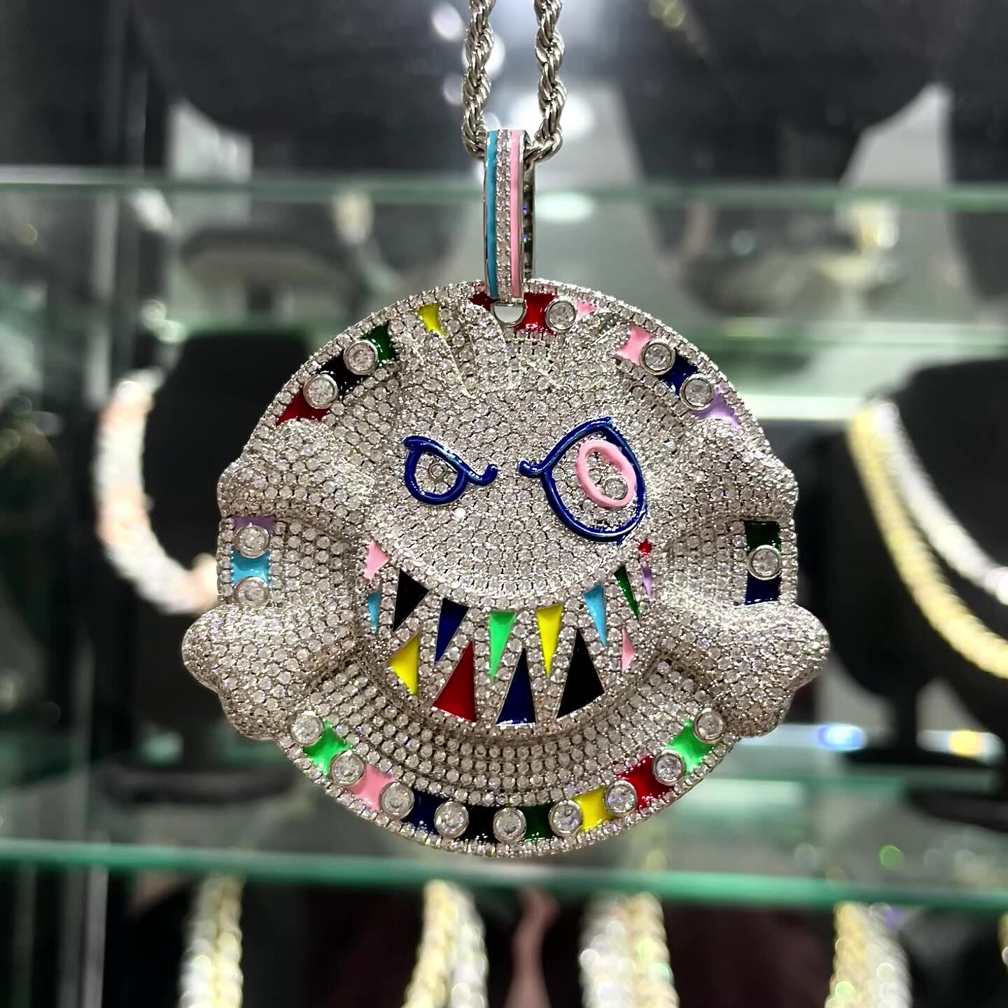 New Spot Hip-hop Cartoon Goofy Face Full Of Zircon Color Fashion ...