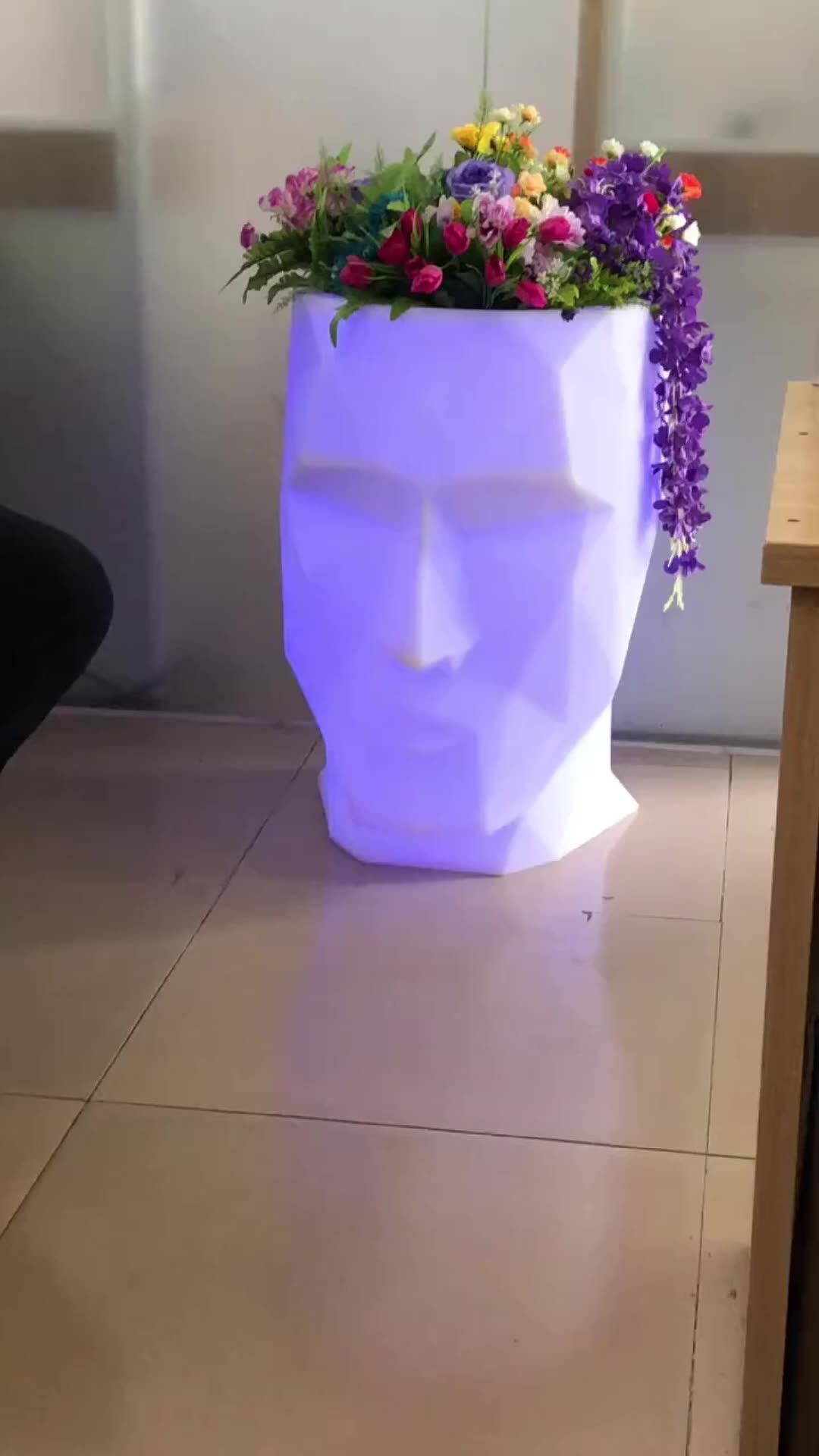 Outdoor Plastic Material Rechargeable Color Changing Glowing Light Up ...