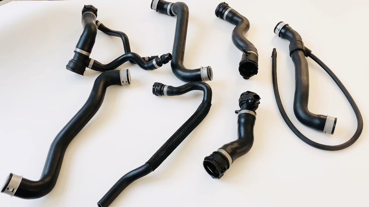 อะไหล่รถยนต์ท่อระบายถังขยายตัว17127619696 17128651450,สำหรับ Bmw 523i ...