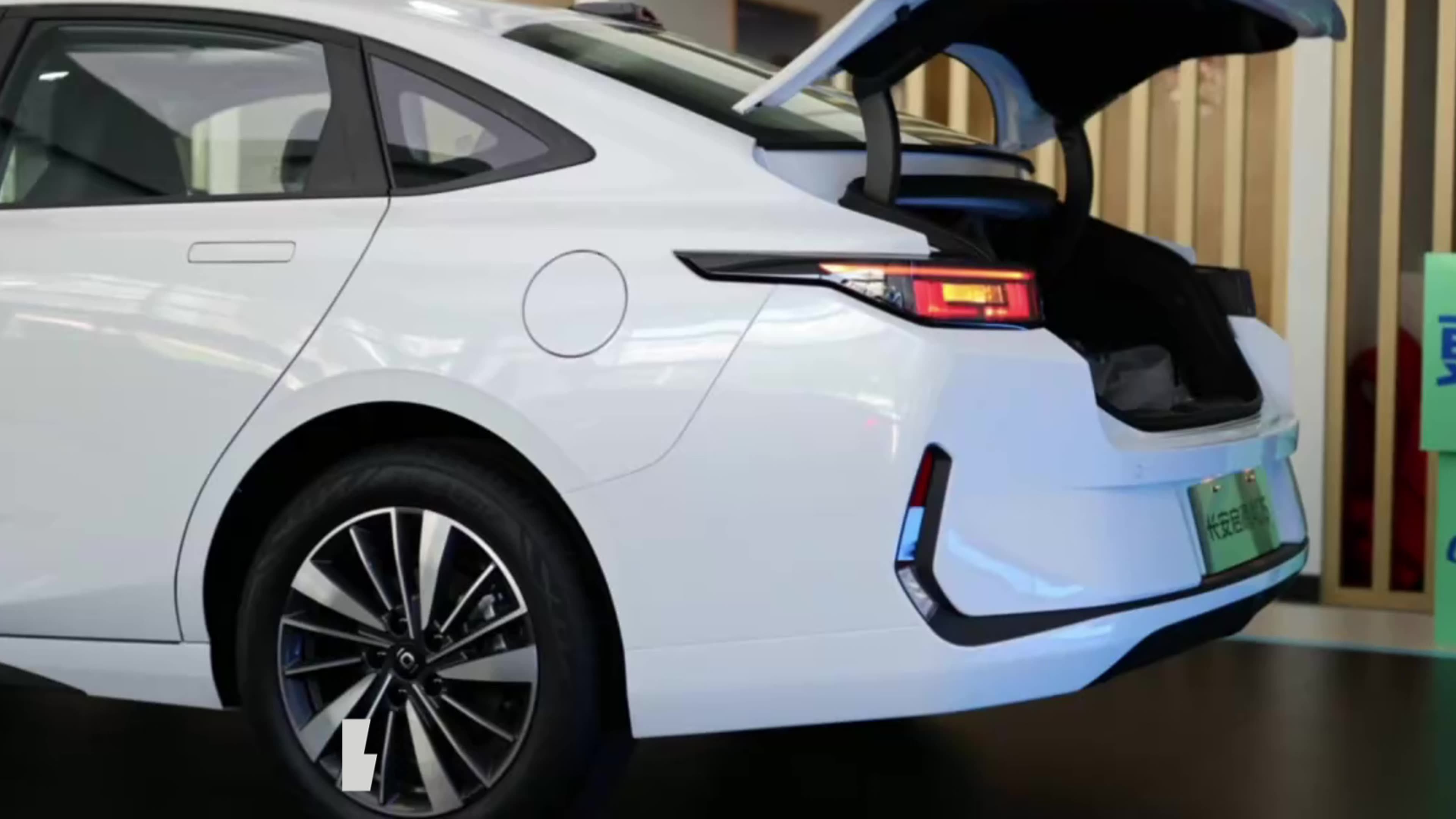 China Automobile 2024 Changan Qiyuan A05 Hybrid Electric Vehicle ...