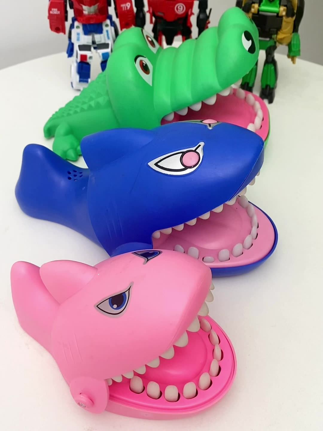 Novelties Shark Mouth Bite Finger Toy Educational Toys For Kids ...