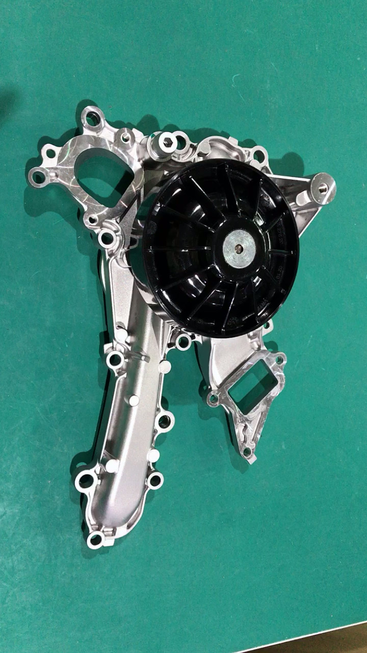 W212 Water Pump 2762000801 2762000401 - Buy Mercedes Water Pump,C-class ...