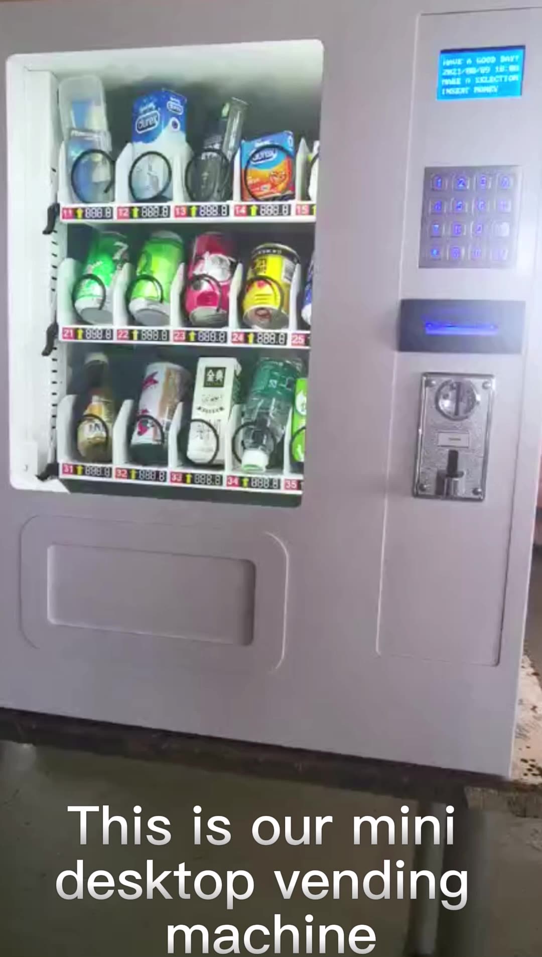 Small Beverage And Snack Desktop Vending Machine With Good Container ...