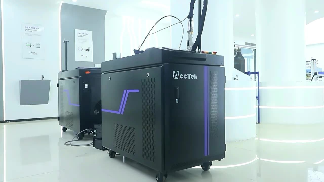 High Power 3000 Watts Laser Cleaning Machine For Metal Oil Paint Rust ...