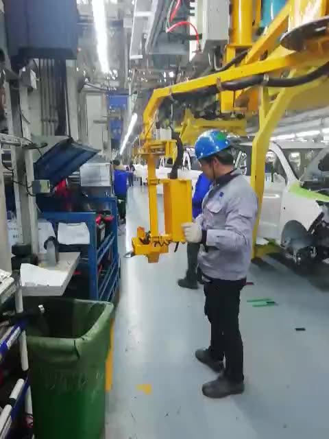 Forklift Robotic Arm Lifting Manipulator Arm For Loading And Unloading ...