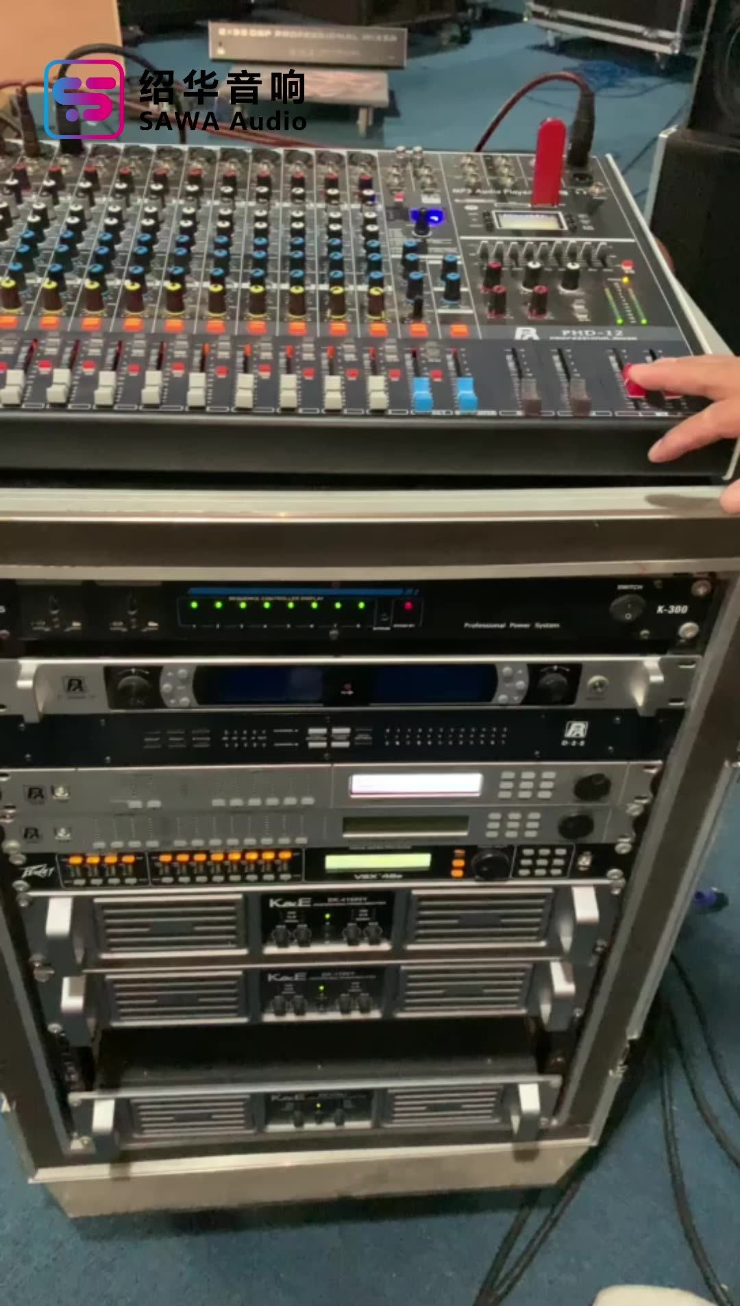 Vrx 932 Single 12 Inch Two-way Powered Line Array Loudspeaker System ...