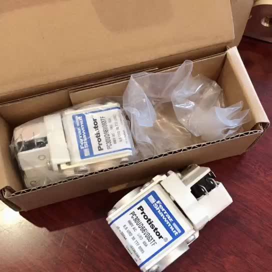 Square Body Fuse 63a 690v Pc30ud69v63tf M300000 Ferraz Fuse Link - Buy ...