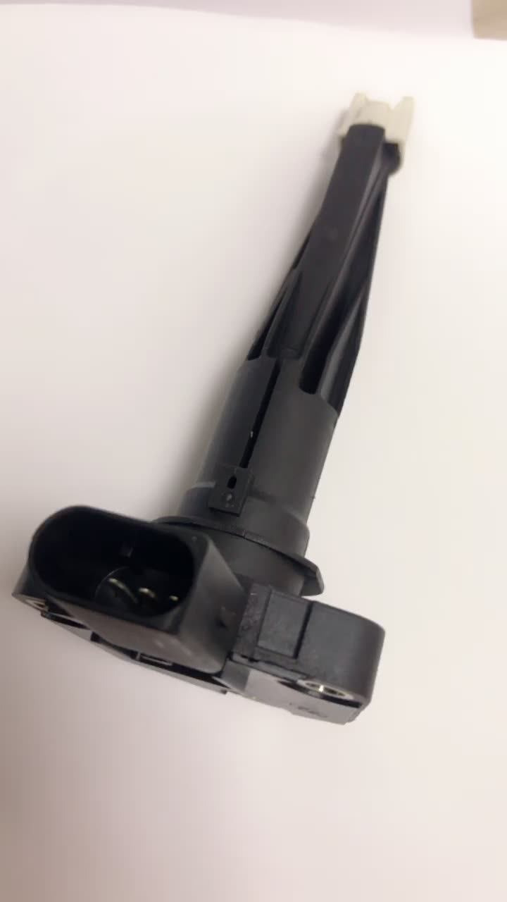 发动机油位传感器oem 12618608781 8608781，适用于bmw F20 F21 F22 F30 F31 F34 F32 F33 ...