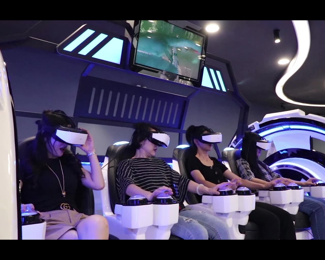 定制vr影院4人飞船 vr游乐设施大型娱乐体验馆设备vr游戏机一体机-阿里巴巴