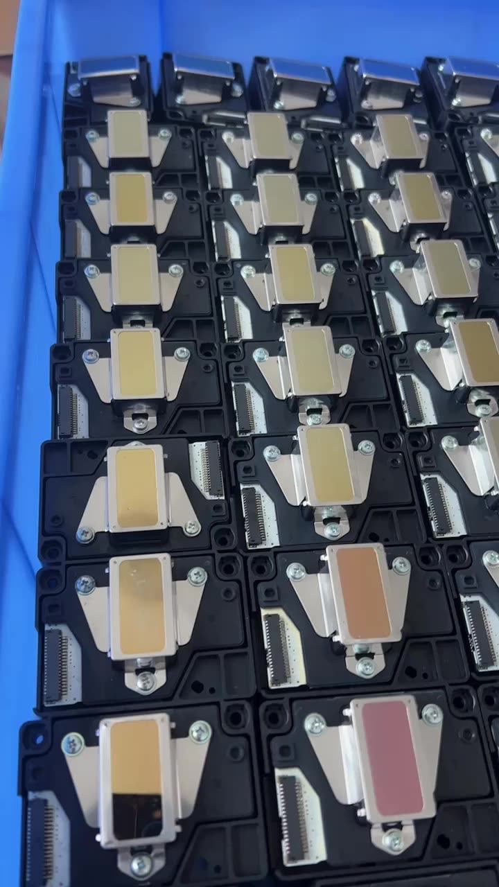 Unic Original New L1800 Printhead L1800 R1390 Print Head Printhead For ...