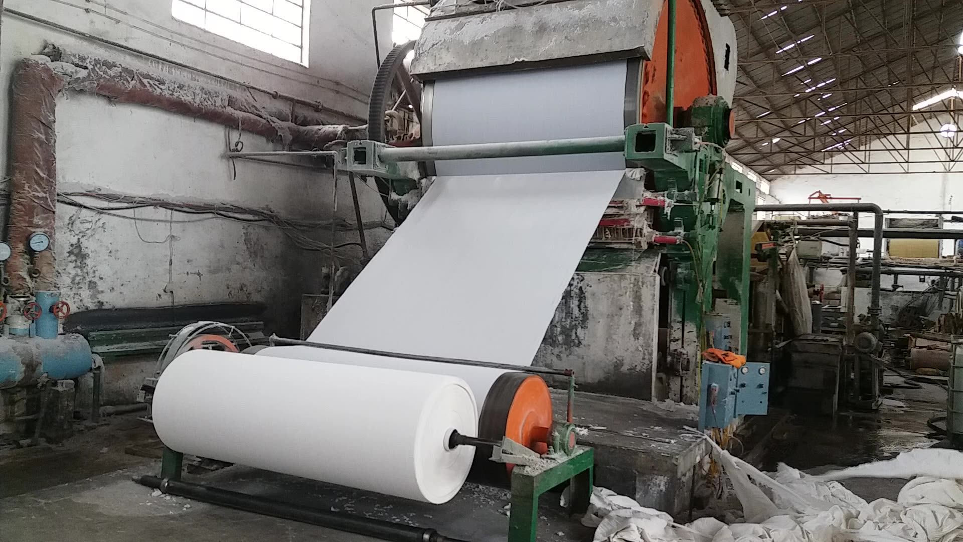 Model 787 Kraft Paper Pulp Machine Toilet Tissue Paper Making Machine ...