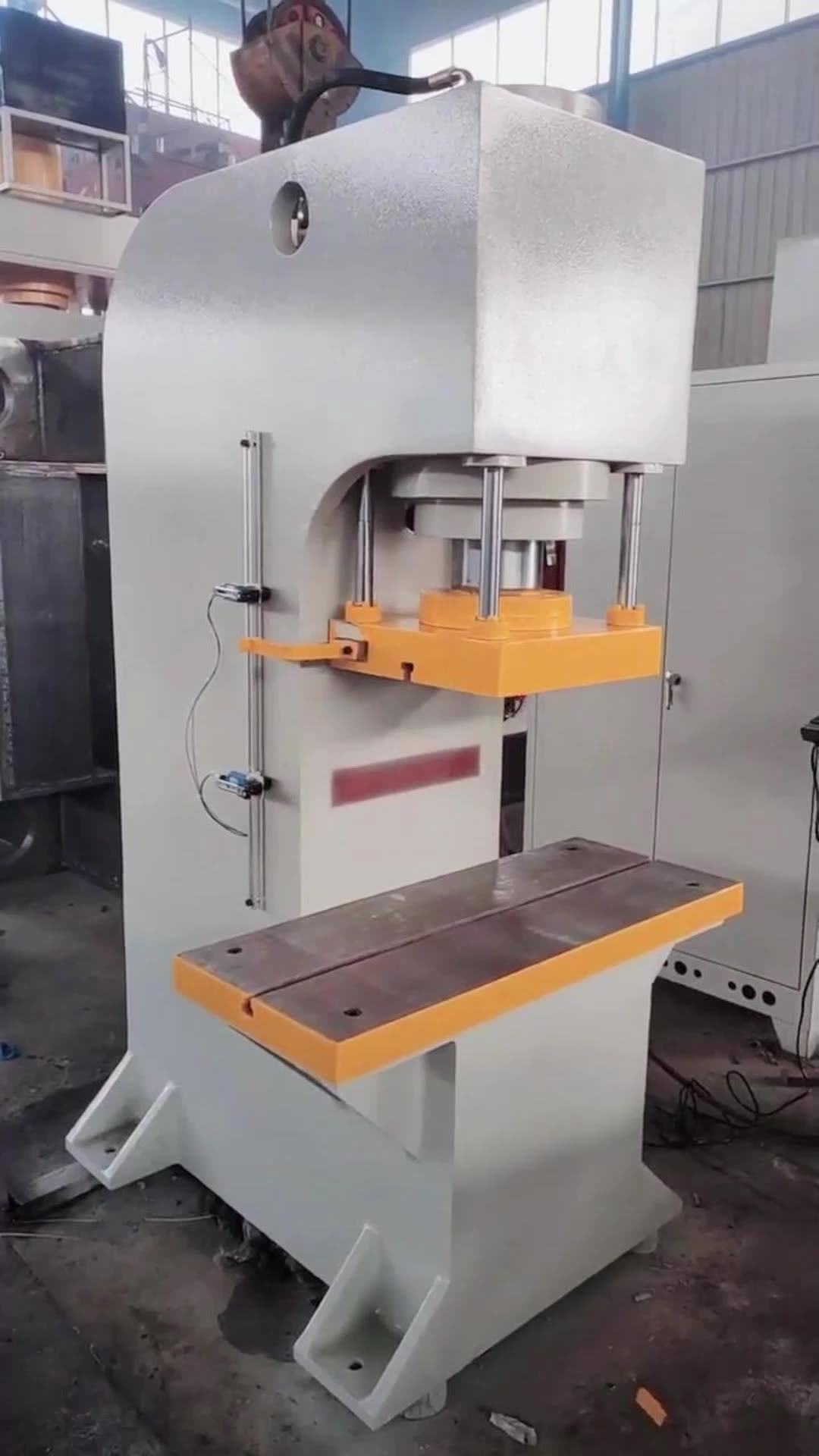 Ce Certificated 100 Ton Upsetting Piercing And Drawing C Frame ...