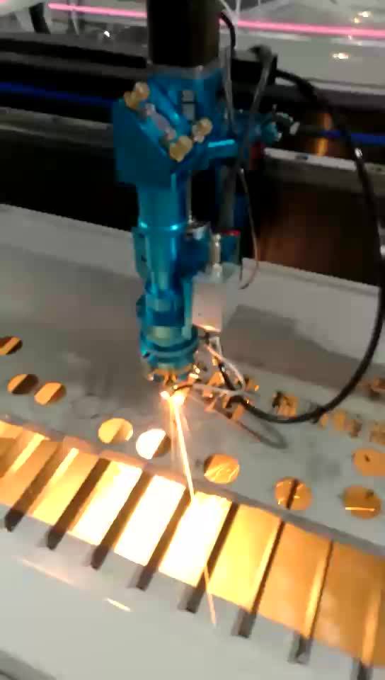 Metal And Nonmetal Materials Co2 Laser Cutter 180w Small Power Metal ...