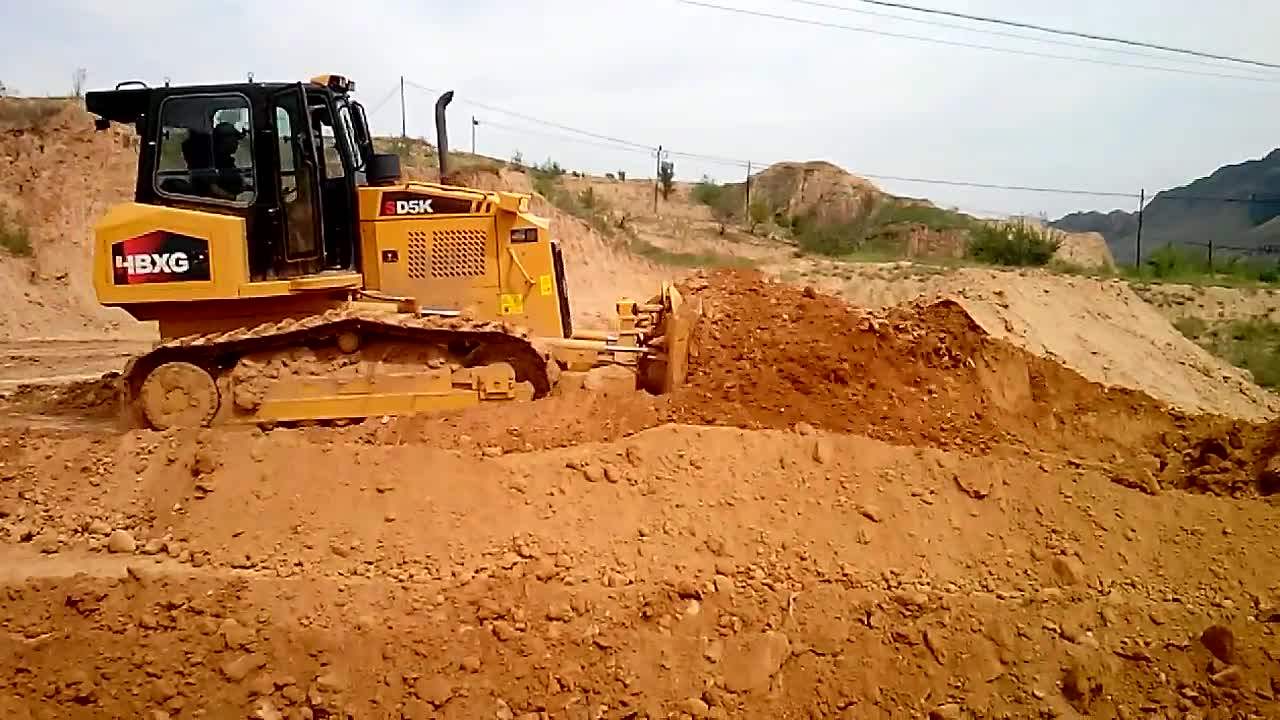 Medium Crawler Bulldozer 13ton Hydraulic Semi Rigid Dozer Pat Blade 3 ...