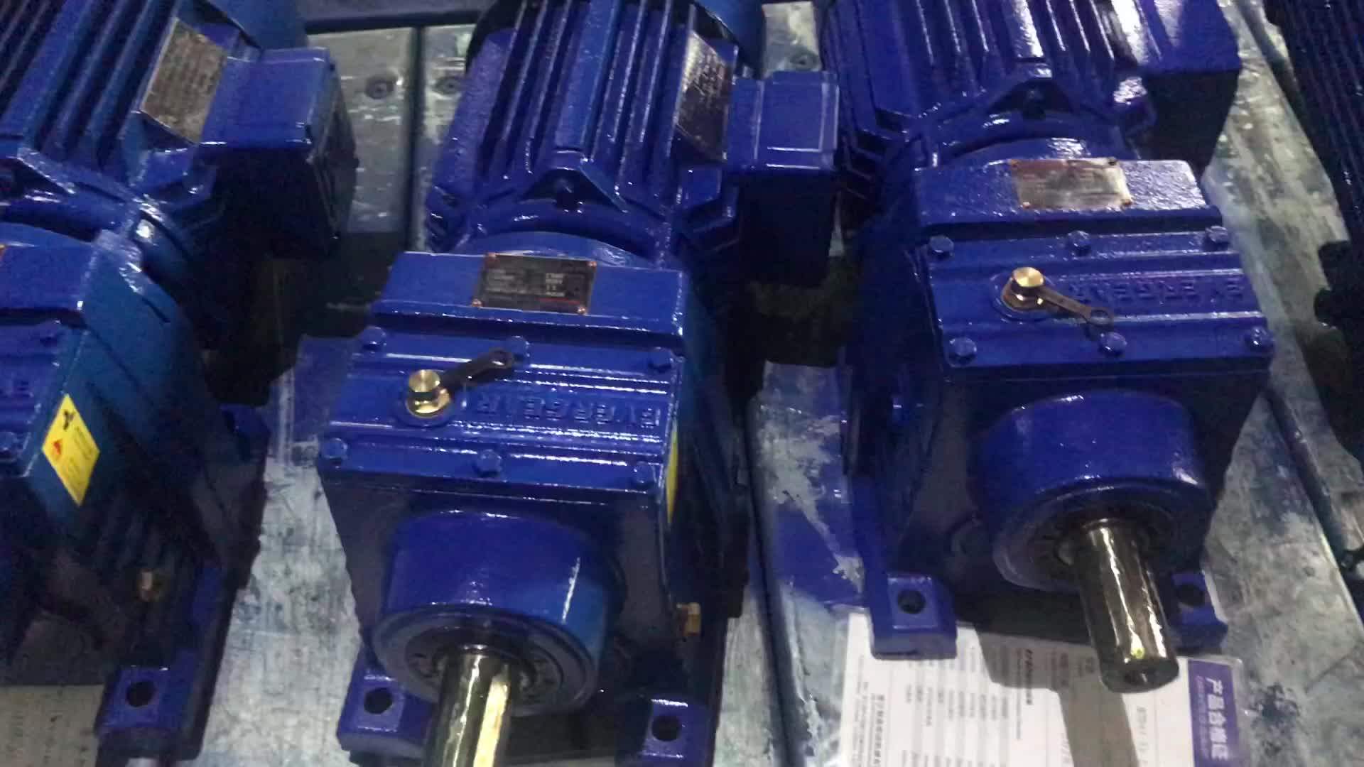 R17-167 Helical Inline Reduction Gear Motor With Ac 3 Phase Motor - Buy ...