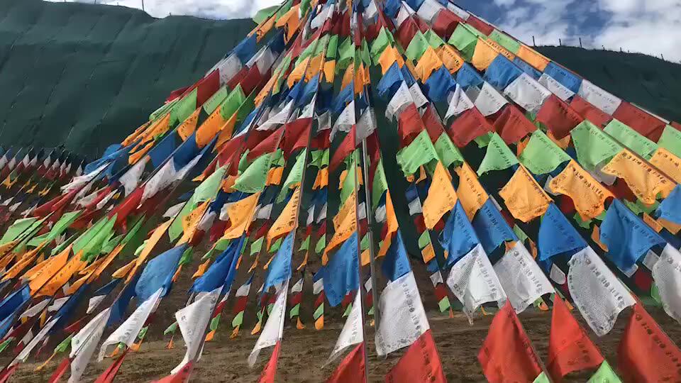 Custom Different Size And Shape Buddhist Tibetan Prayer Flags For ...