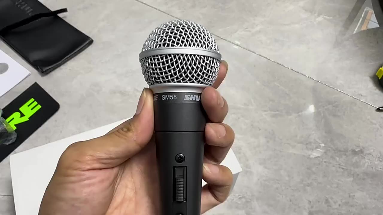Hot Selling Professional Sm58s Cardioid Dynamic Recording Studio Microfone Vocal Handheld Wired ...