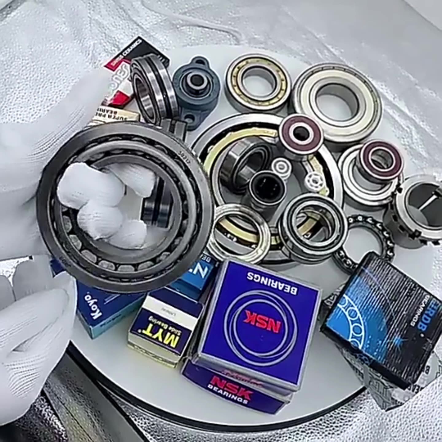 Single Row Taper Roller Bearing,Original Chrome 30203 30204 32005 32006 32007 32008 32009 32010 ...