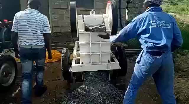 Small Size Mini Gold Stone Crushing Machine Price,Diesel Stone Jaw ...