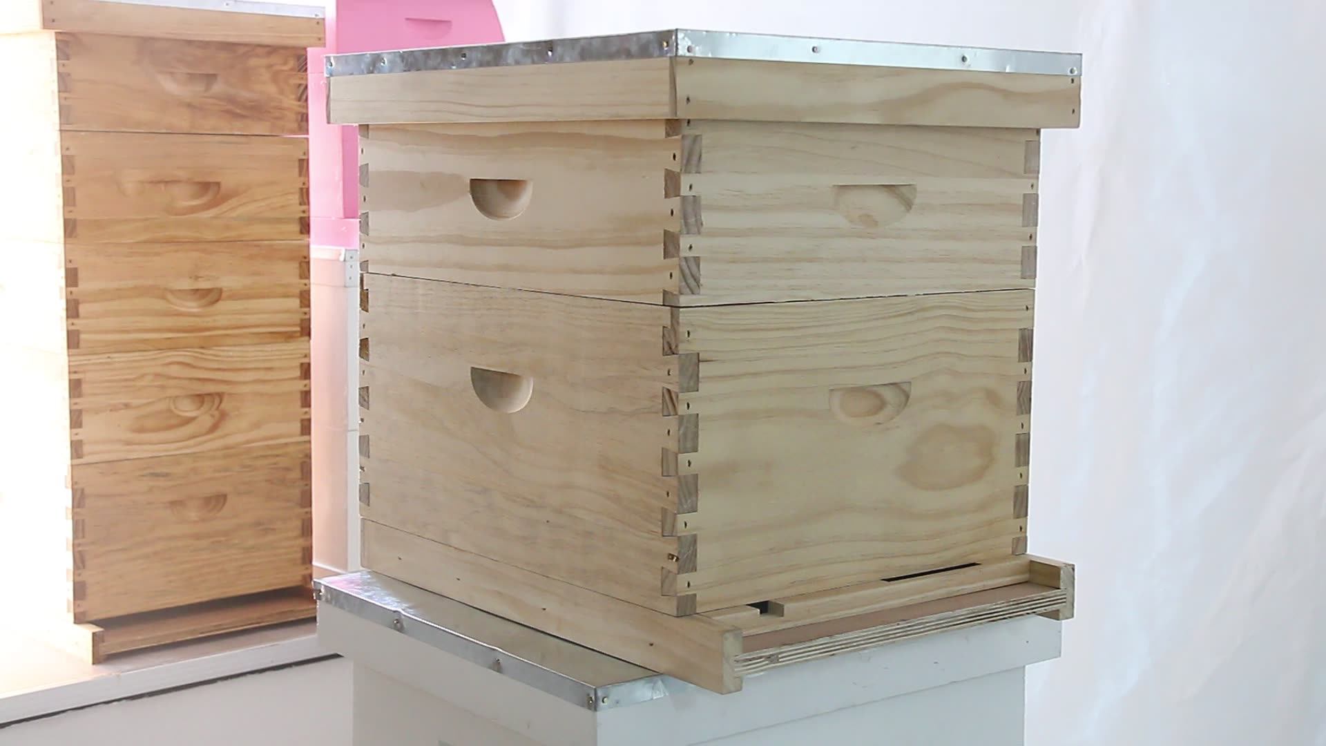 Bee Hive 2 Layer Beekeeping Hive Box Best Quality Cedar Hive Box - Buy ...