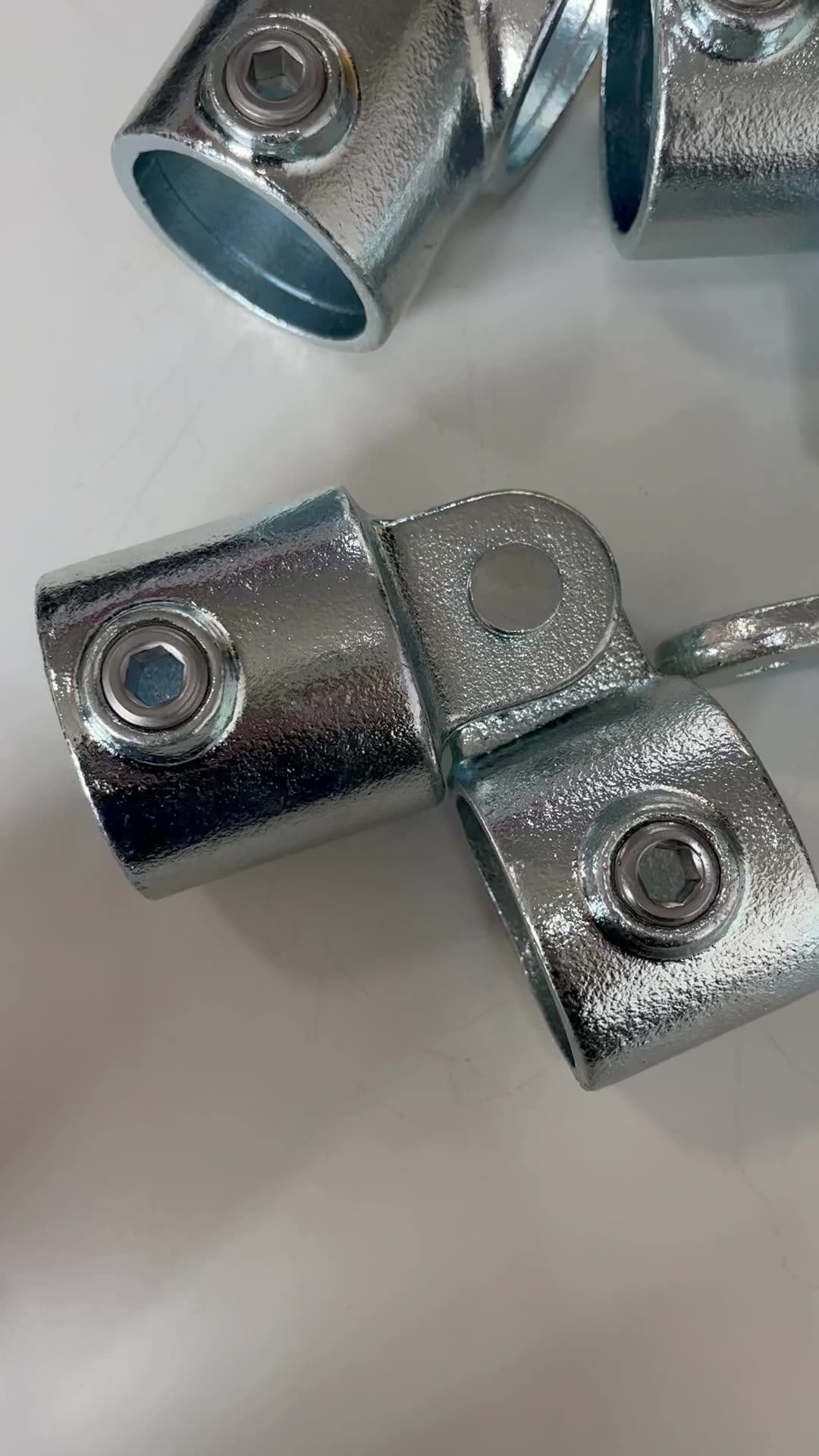 Good Mechanical Strength Various Sizes Dimensions Galvanized Cast Iron ...