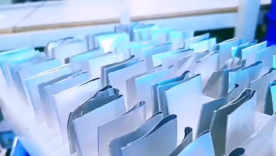 3.7v 13300 13400 16350 17350 18350 3a Discharge Disposable Cylindrical ...