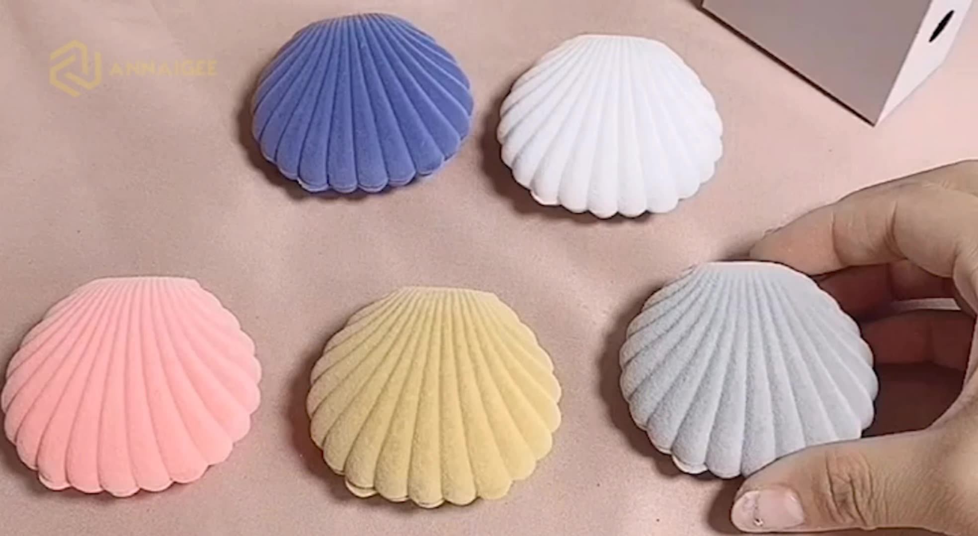 Creative Lovely Shell Shape Velvet Jewelry Packaging Box For Little ...