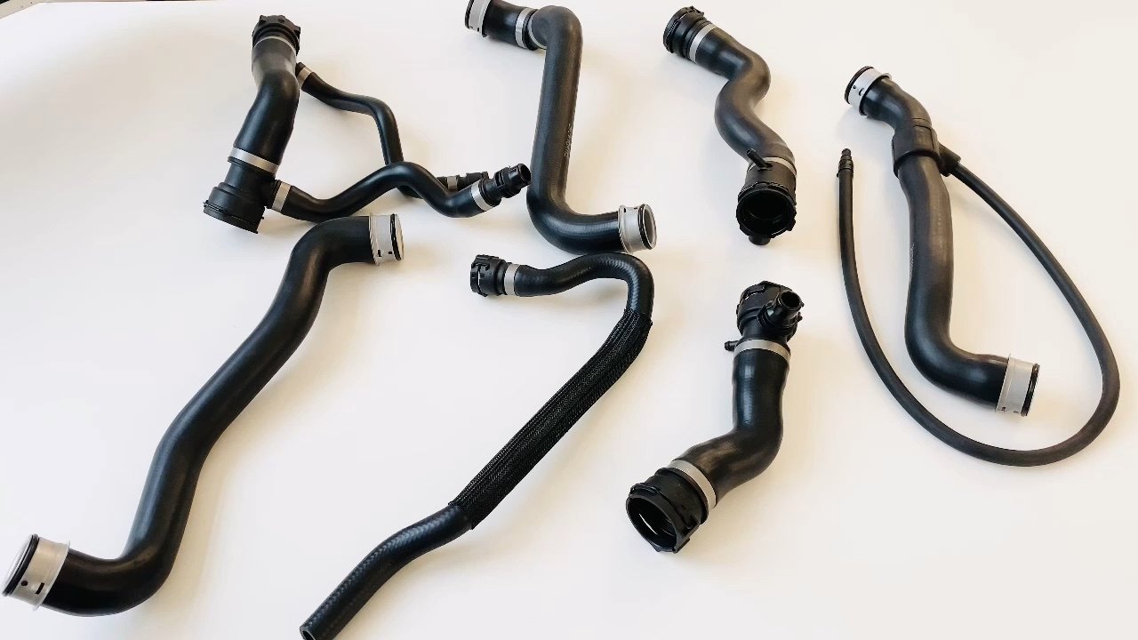 Auto Spare Parts Cooling Hose Pipe Connector 11537560130 For Bmw E46 ...