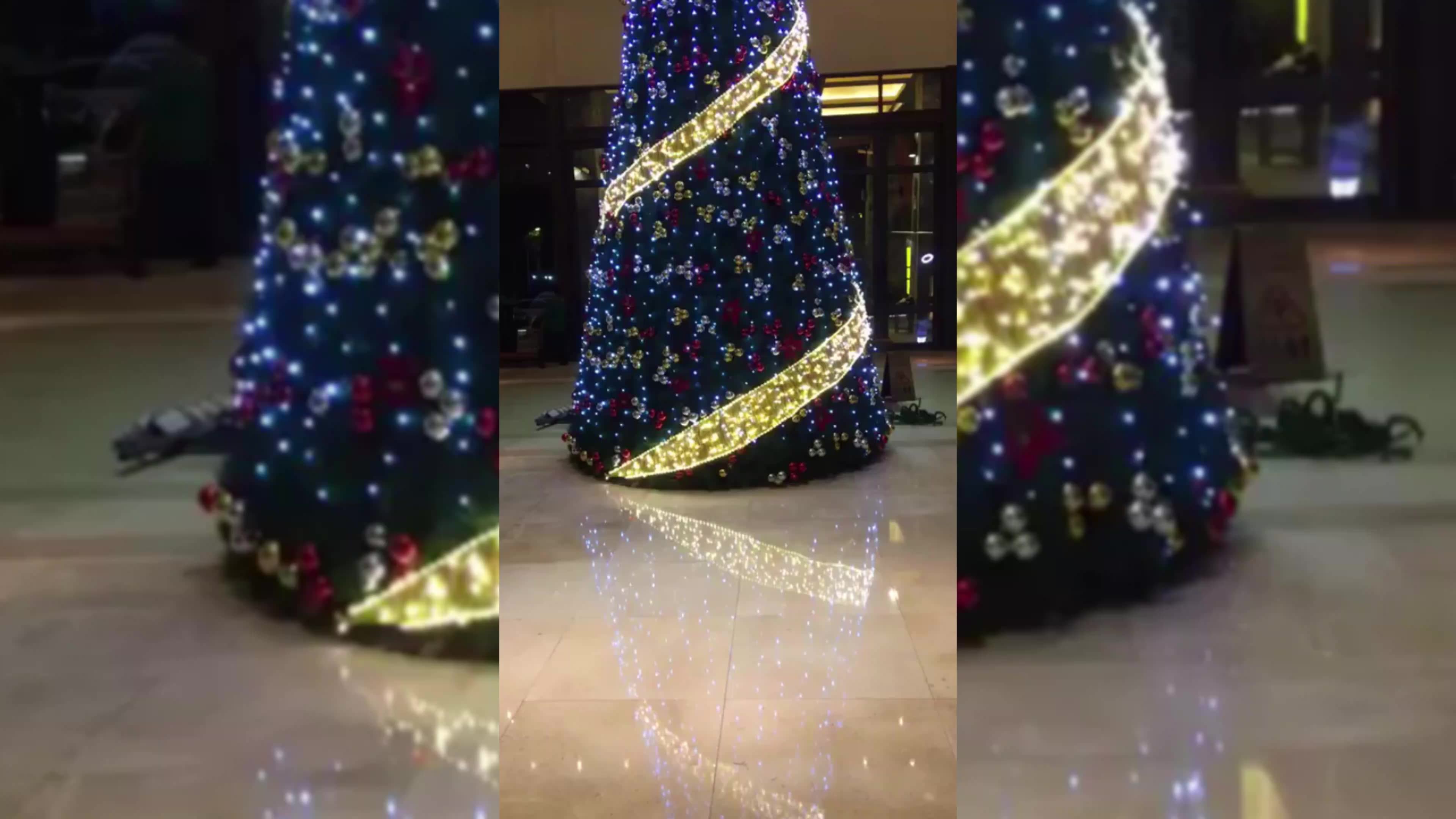 Luxury Xmax 20ft Outdoor Decor Eye-catching Lights Christmas Tree With ...