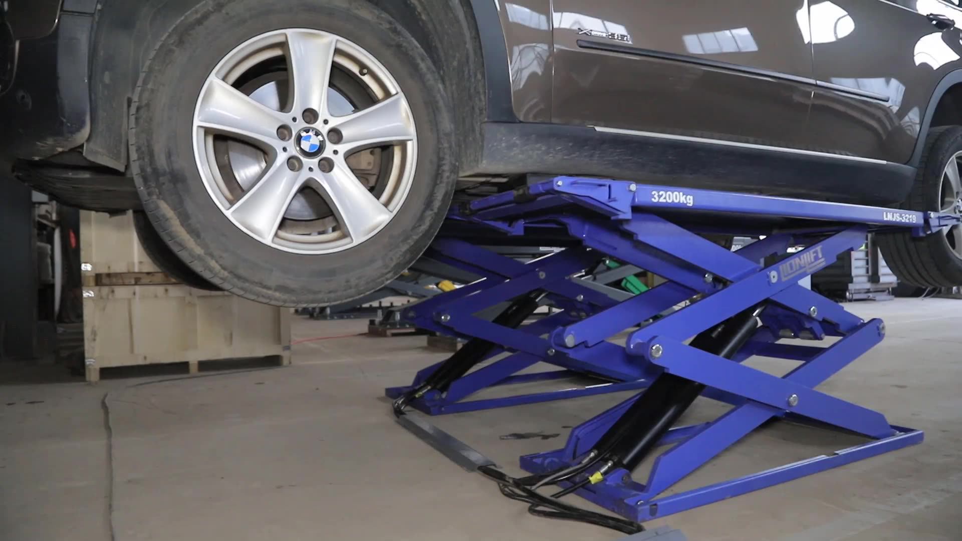 Full Rise Scissor Car Lift Lnjs-3219 Auto Hebezeuge Auf Dem Boden Mit ...