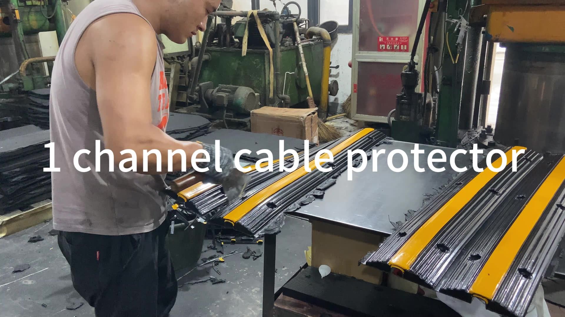 Rubber+pvc Cable Protector High Loading Capacity Road Portable Speed ...