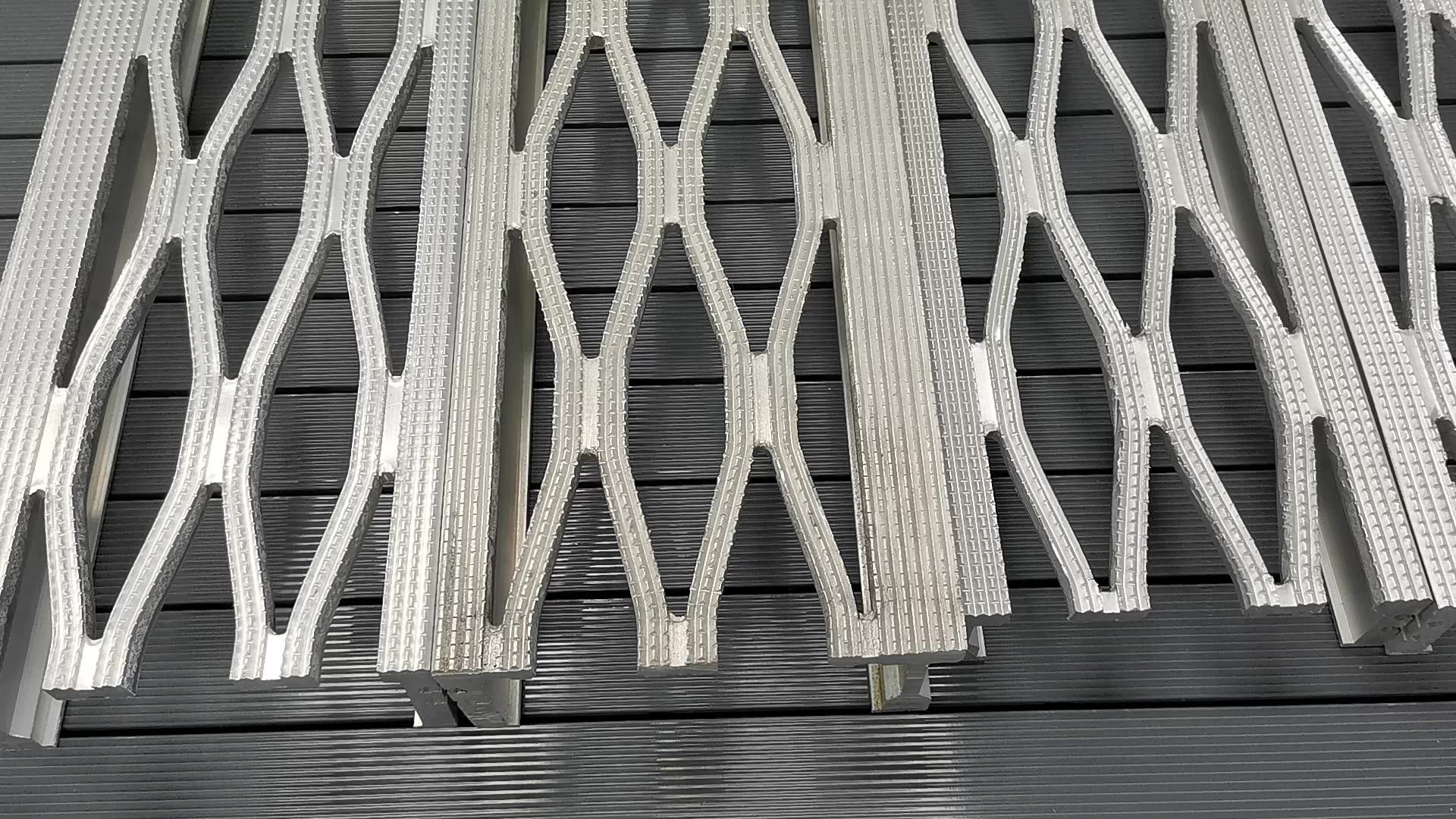 Aluminium .knurled Walkway Expanded Safety Catwalk Floor Channel ...