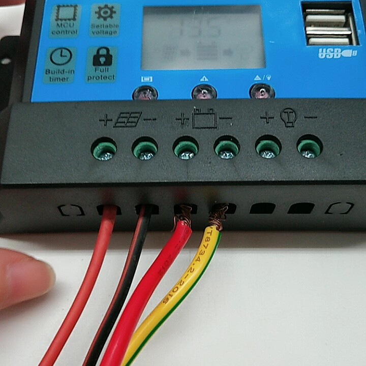 Powmr 12v 24v 40a Manual Pwm Solar Charge Controller With Dual Usb ...