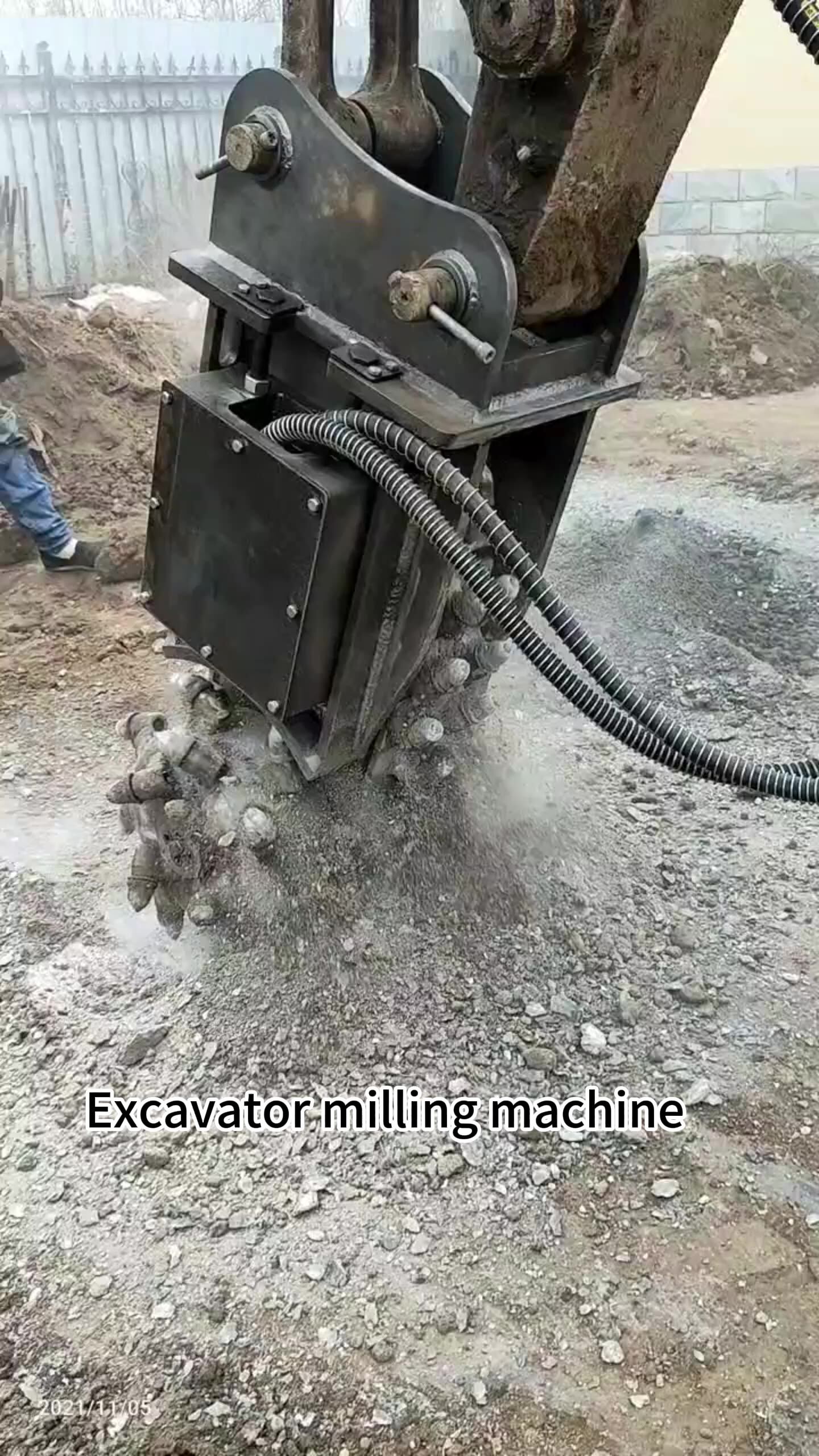 Milling Machine Attachments Chain Drum Cutter For Excavator 5-20 Tons ...